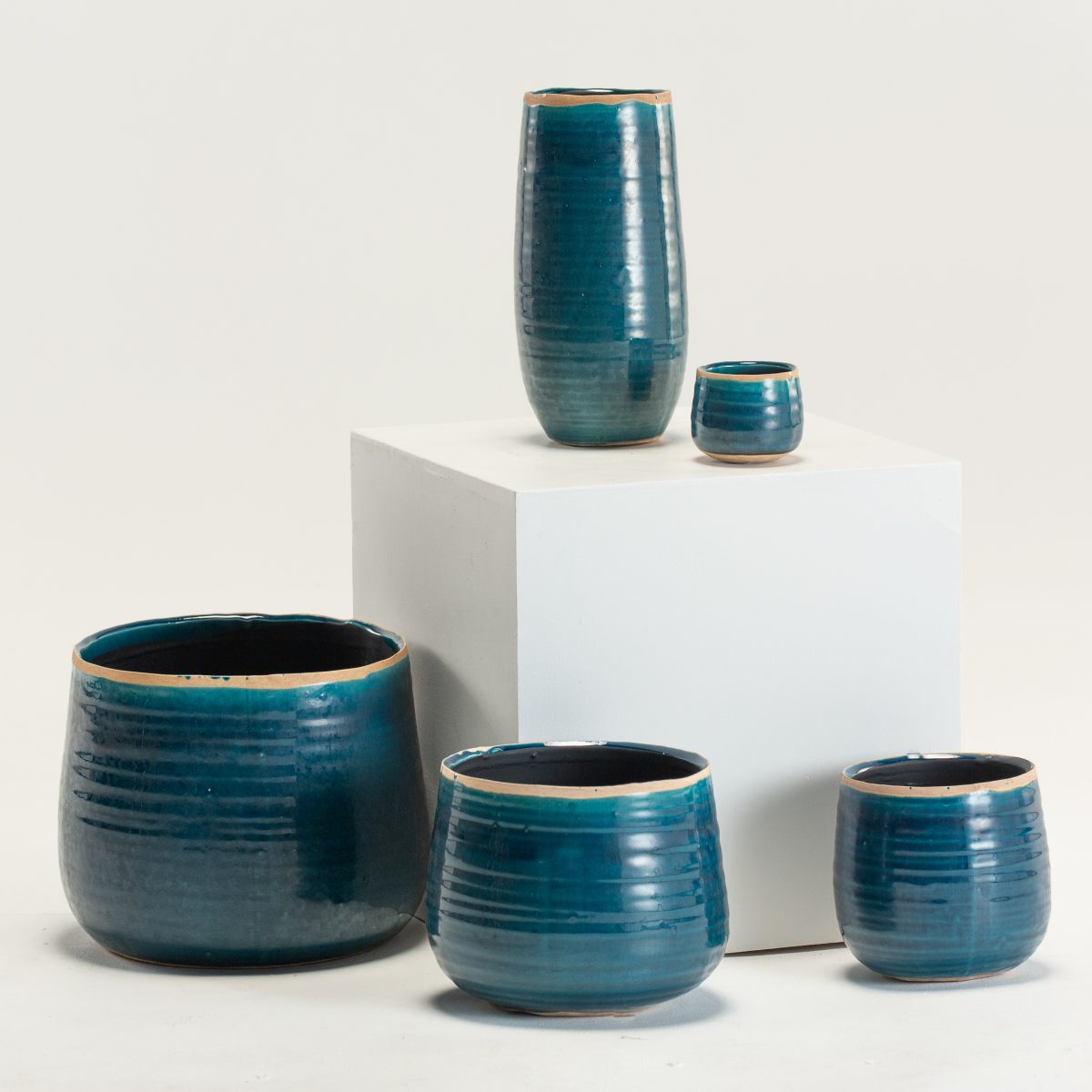 Indoor pot Gusto - Old Brown | The Palm Centre