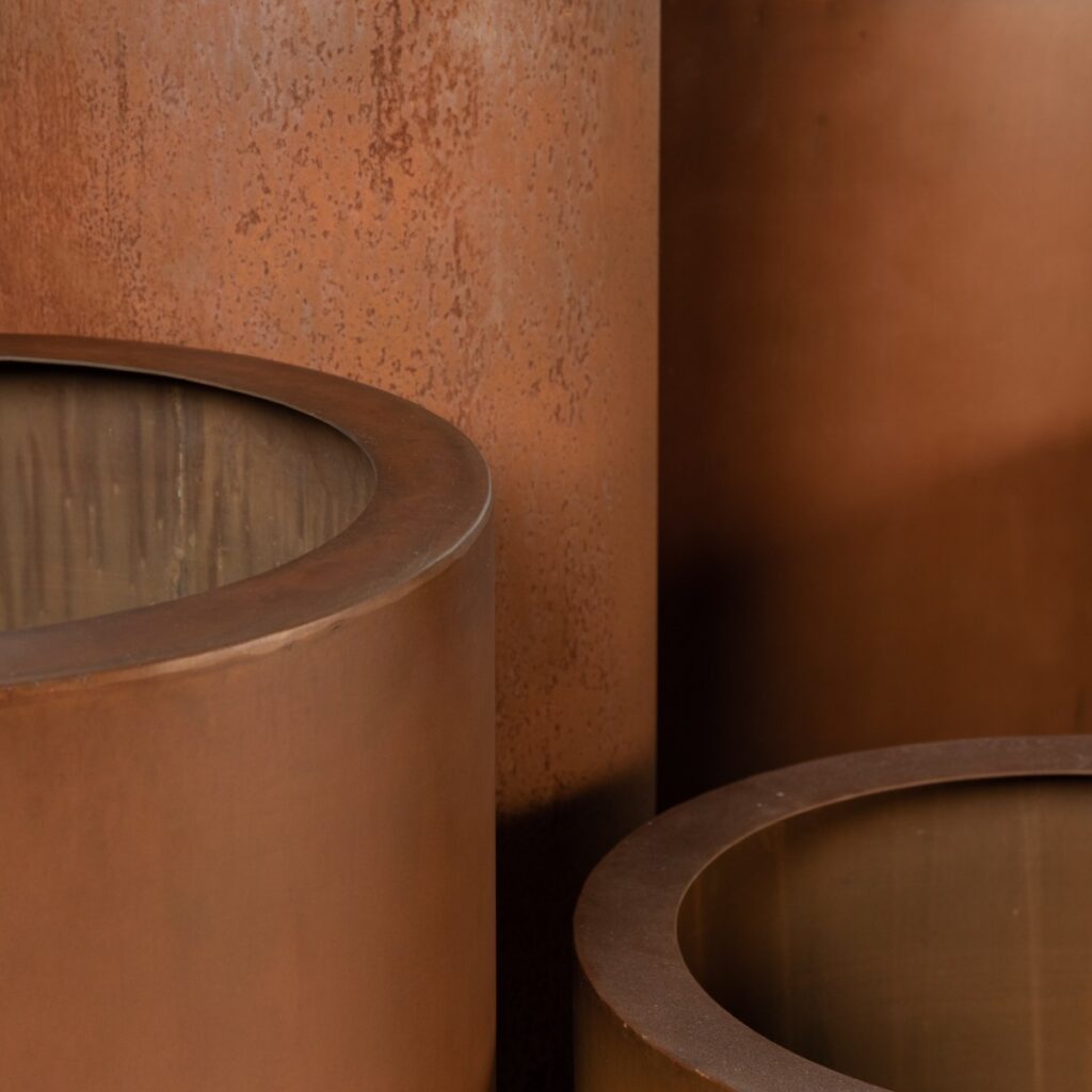 Outdoor pot Corten Cylinder | The Palm Centre