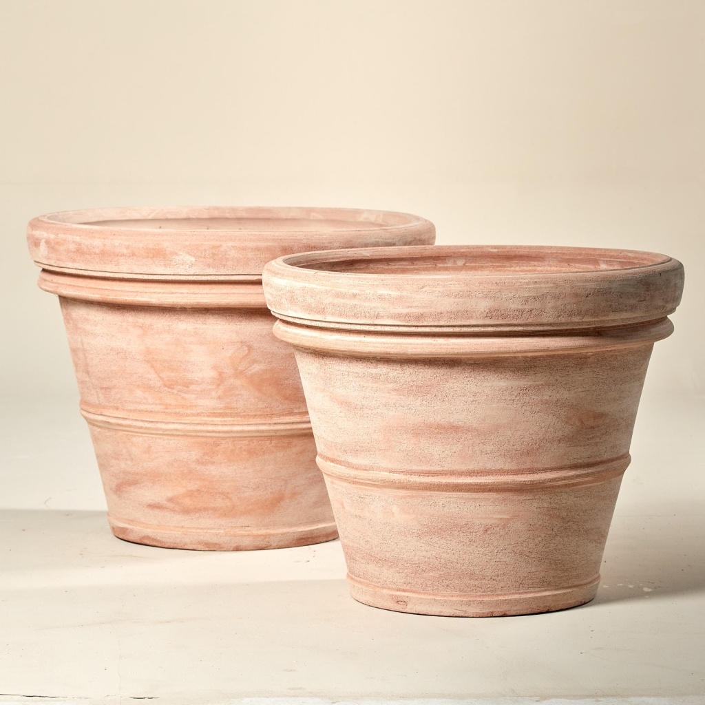 Tuscan Standard Gallestro - Outdoor Terracotta Pot | The Palm Centre